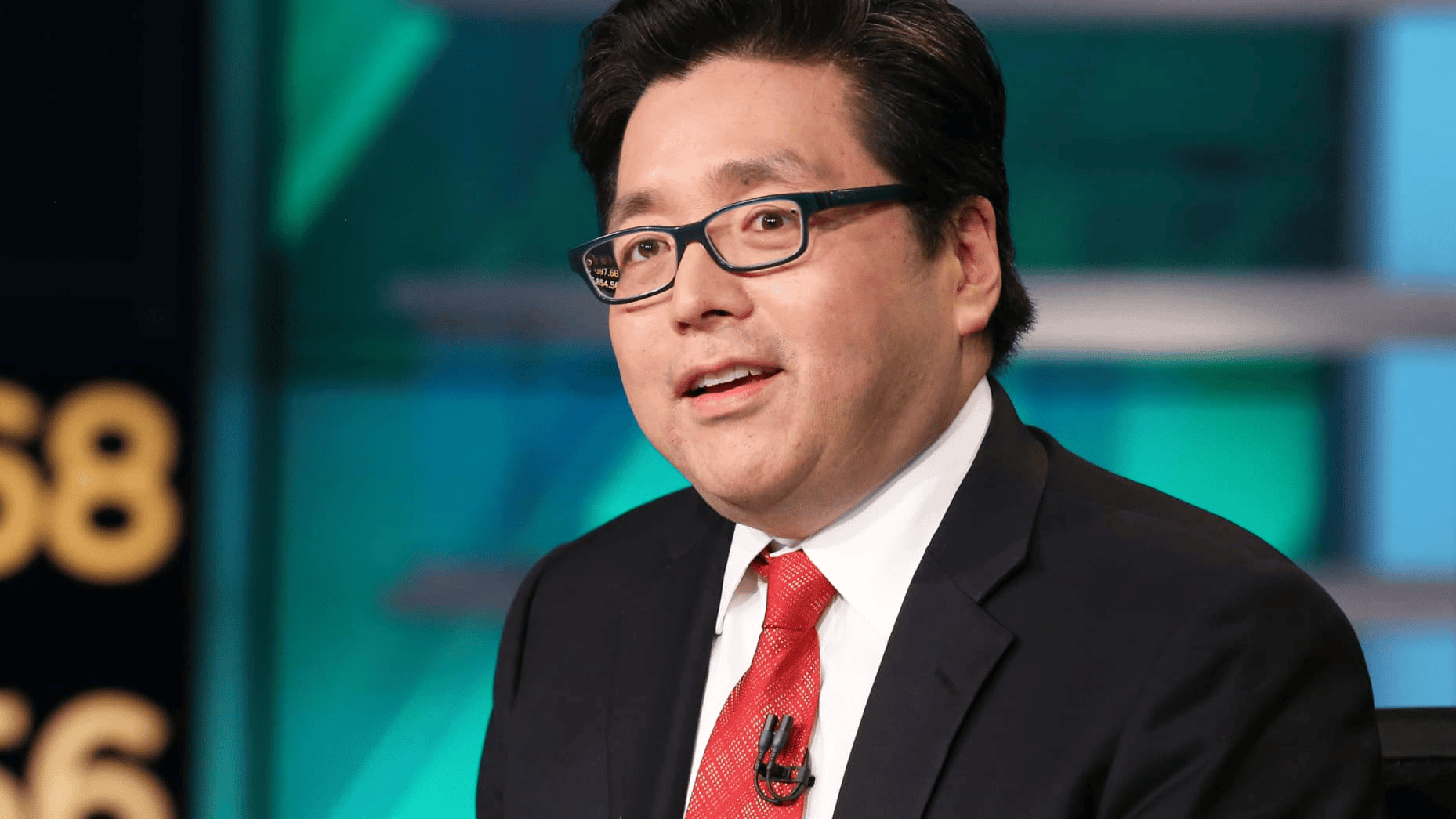 Tom Lee’s Bold Bitcoin Predictions: A Roadmap to $250,000 by 2025 | TopNews
