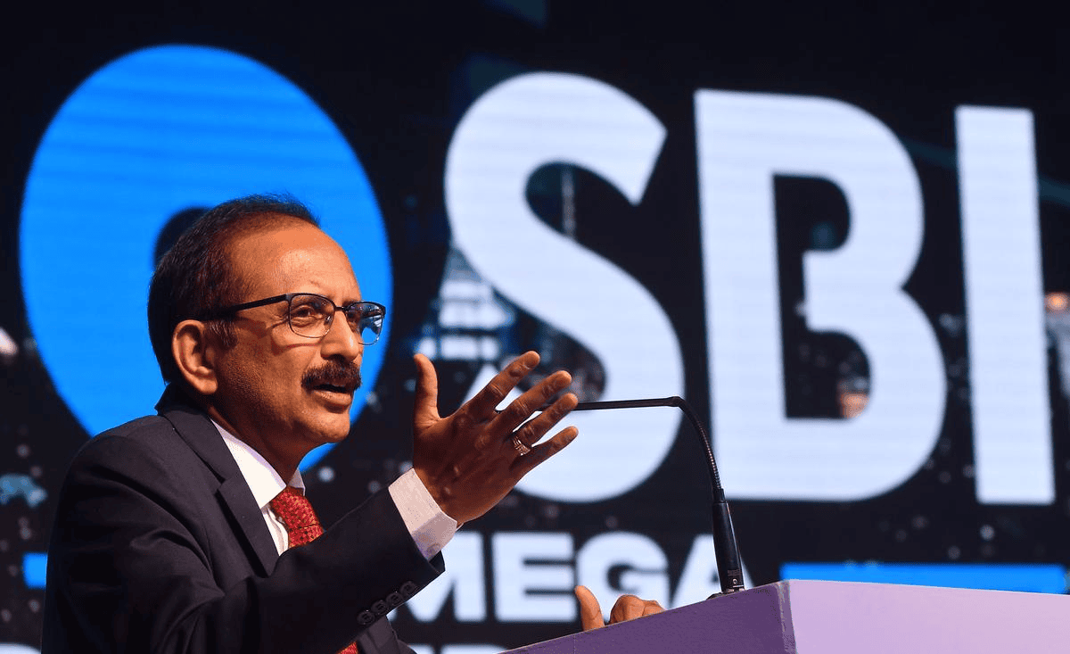 State Bank of India (SBI) Share Price Target at Rs 915: Motilal Oswal ...